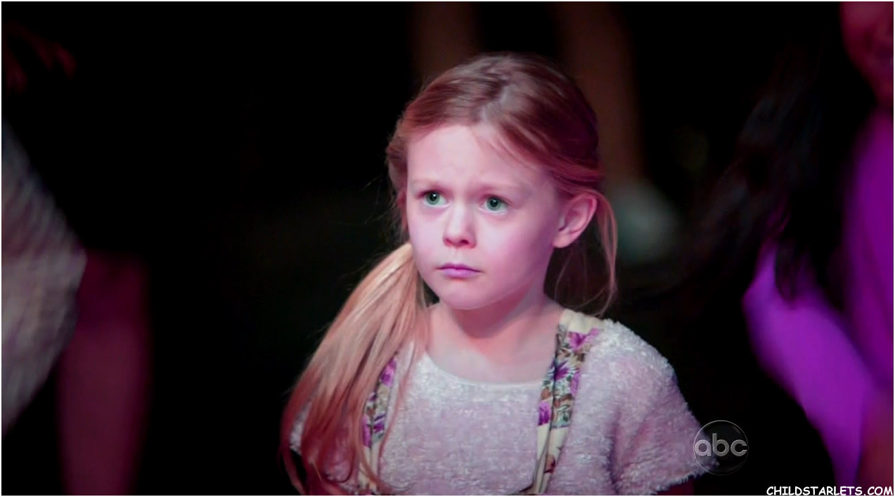 Isabella Crovetti Cramp Child Actress Images/Pictures/Photos/Videos Gallery - CHILDSTARLETS.COM