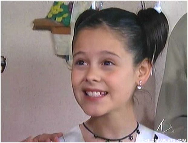 Ensemble/"Alegrijes y Rebujos" -- Child Actresses, Young Actresses ...